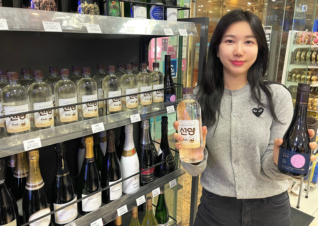 GS25, K-주류 플랫폼 출범…오크 소주·청명주 단독 선봬